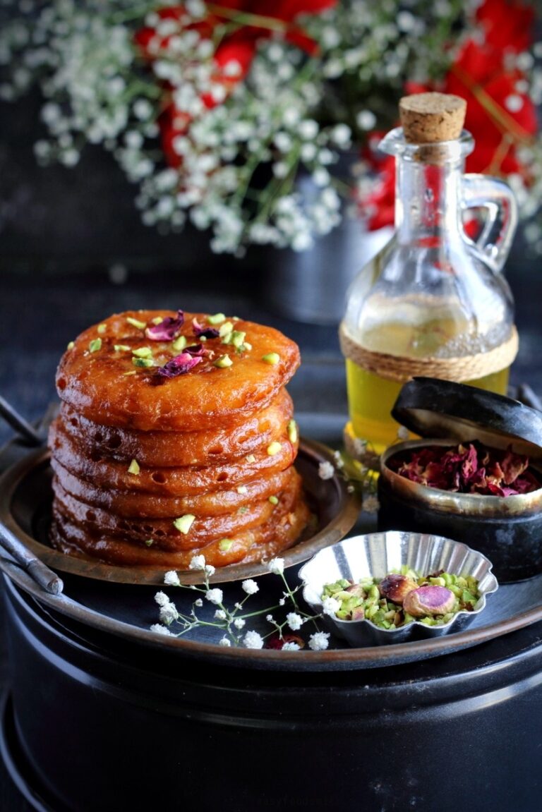 CHHENA MALPUA – छेना मालपुआ (Cottage Cheese Pancakes) – Easy Food Smith