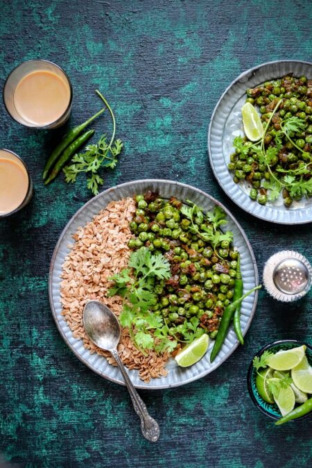 MATAR CHIWDA – मटर चूड़ा (Roasted Flattened Rice & Spicy Pea Snack ...