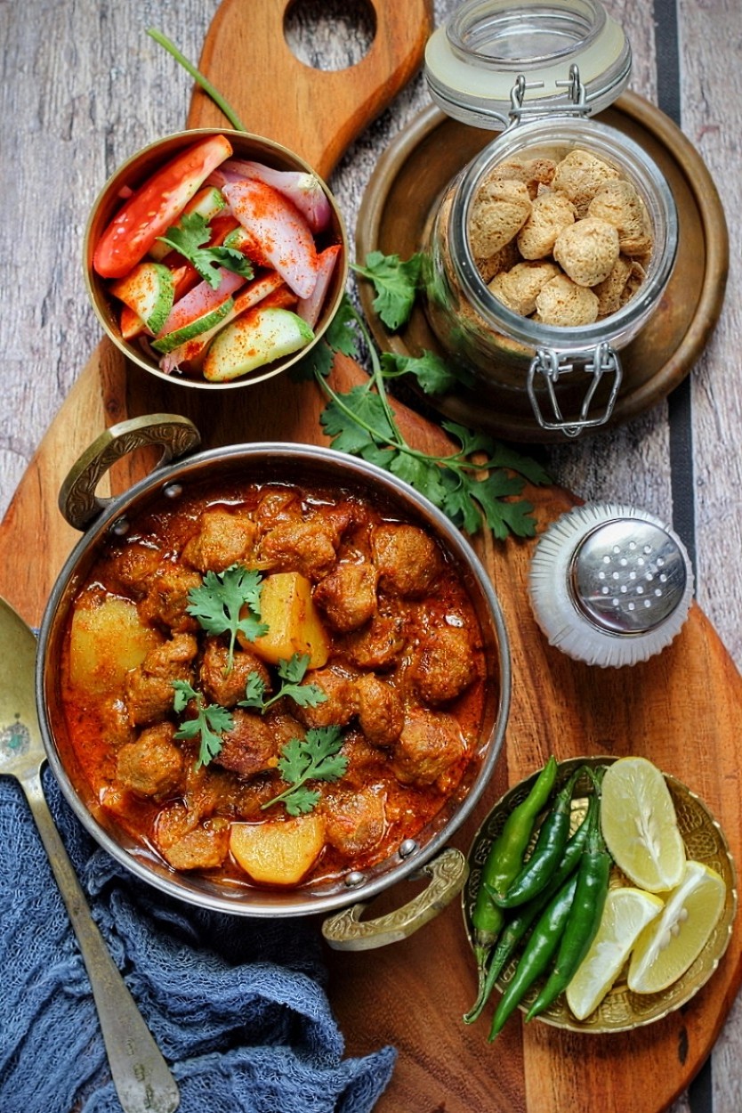 SOYA ALOO SABZI – सोया आलू की सब्ज़ी (Soya Nugget Potato Curry) – Easy ...